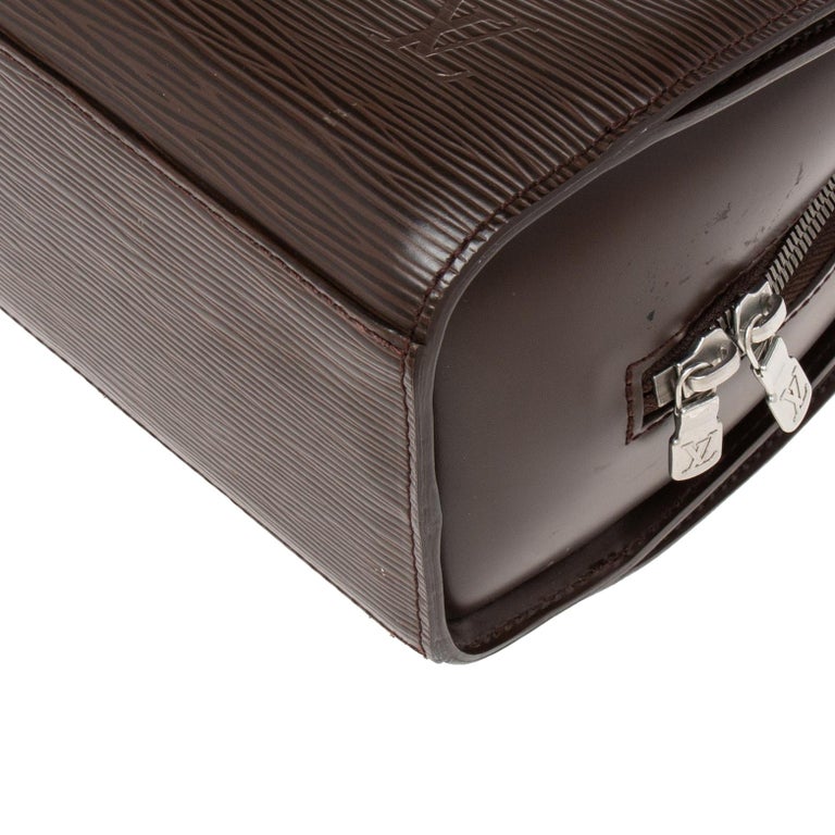 Louis Vuitton Brown Epi Leather Pont Neuf PM Bag at 1stDibs