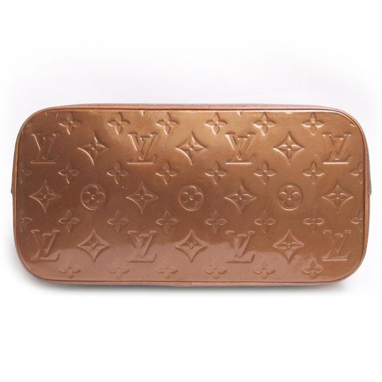 LOUIS VUITTON Brown Patent Leather Monogram And Iridescent Reflection ...