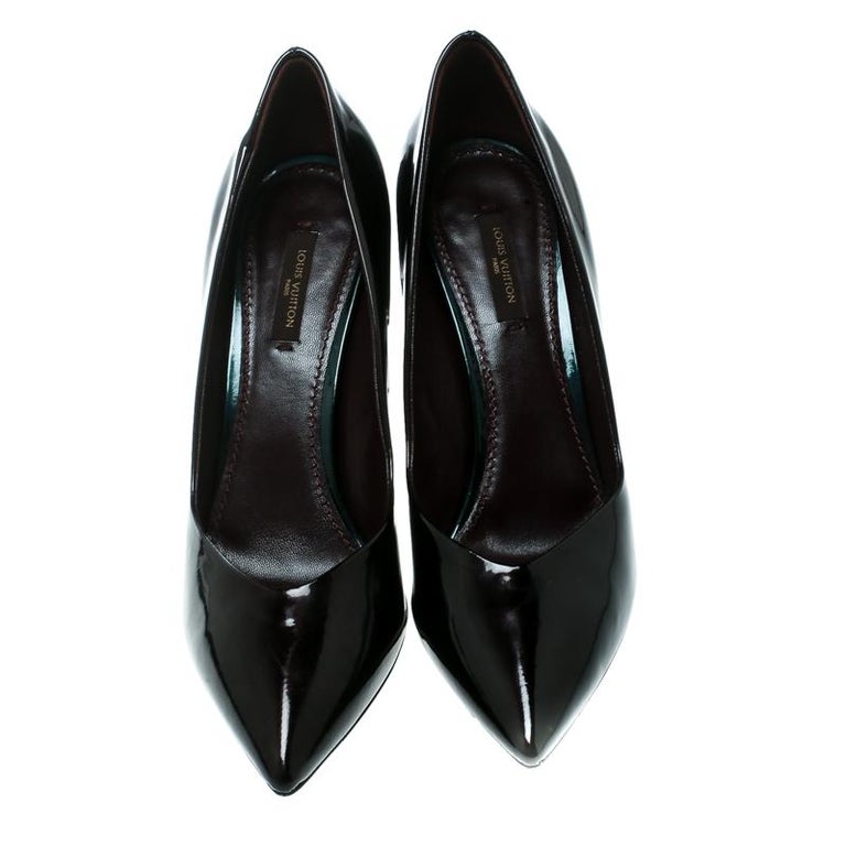 Louis Vuitton Brown Patent Leather Pointed Toe Pumps Size 39.5 For Sale ...