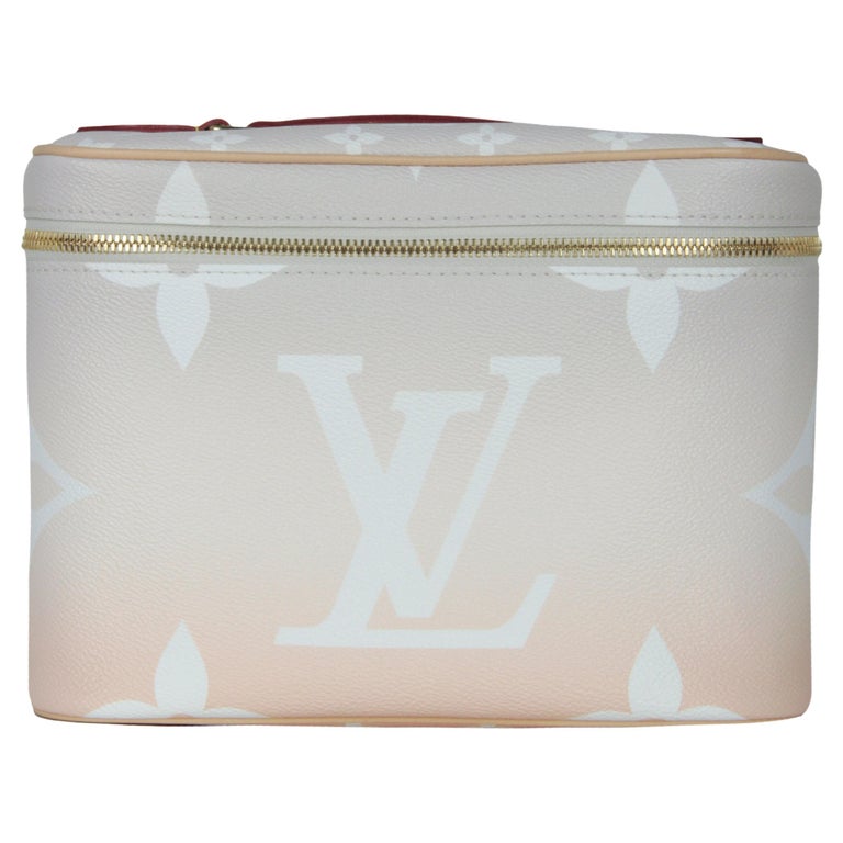 Louis Vuitton Brume Monogram Giant By The Pool Nice BB Vanity Case For ...