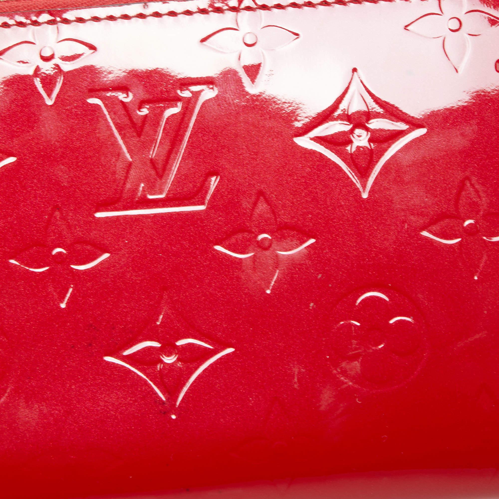Louis Vuitton Cerise Monogram Vernis Zippy Wallet For Sale at 1stDibs