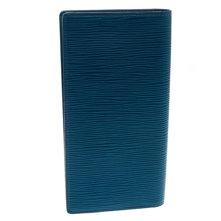 Louis Vuitton Cyan Epi Leather Wallet For Sale at 1stDibs