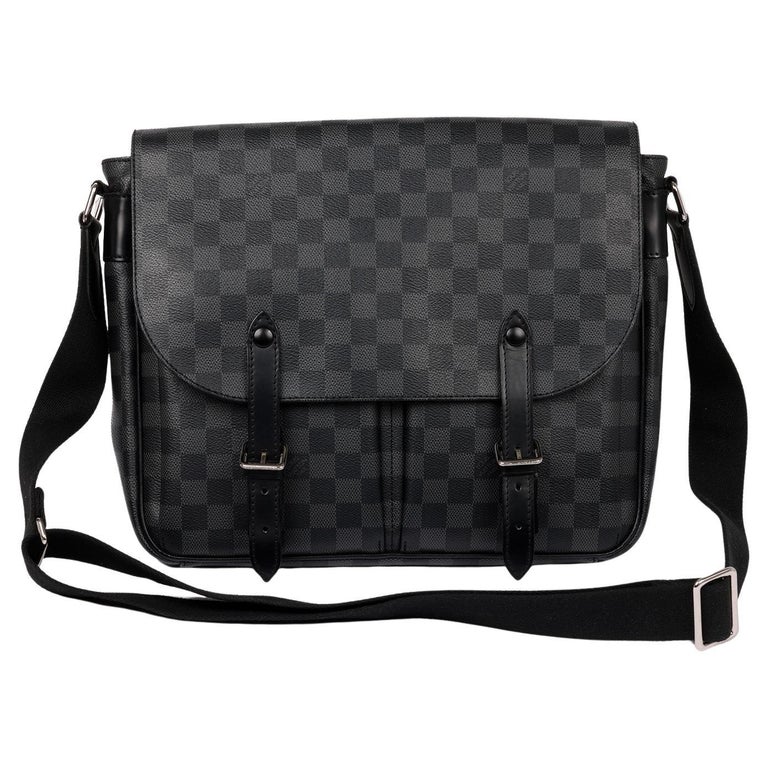Louis Vuitton Damier Graphite Coated Canvas Christopher Messenger ...