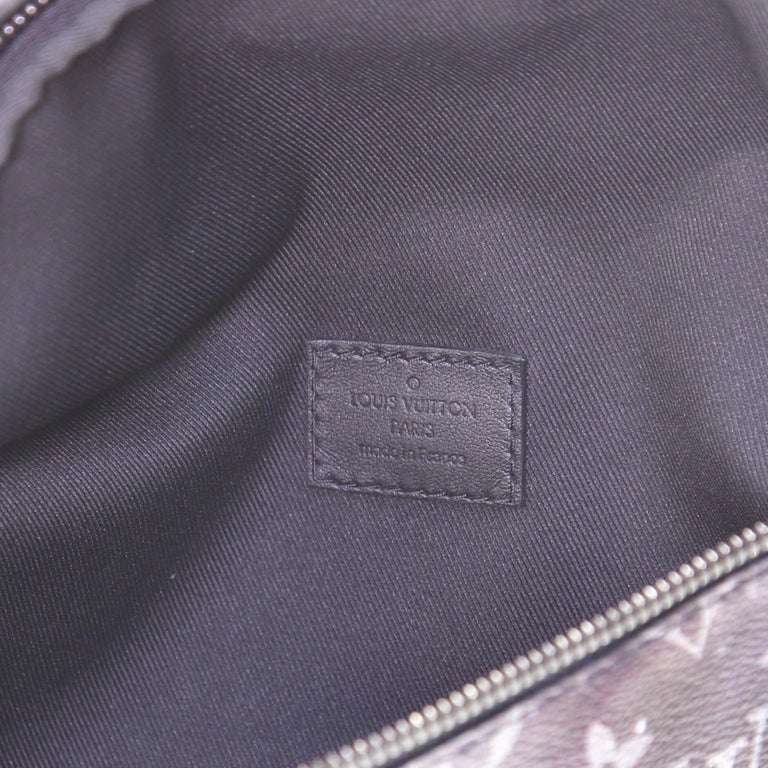 Louis Vuitton Discovery Bumbag Limited Edition Monogram Galaxy Canvas For Sale at 1stDibs