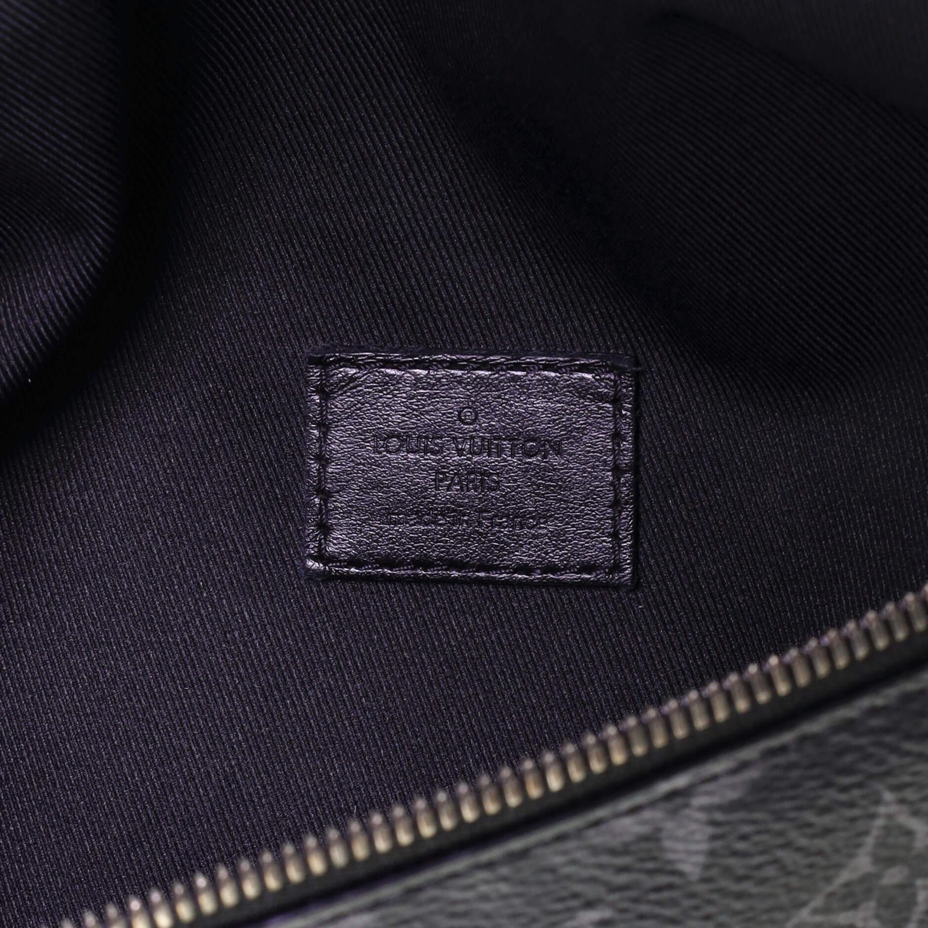 Louis Vuitton Discovery Bumbag Monogram Eclipse Canvas at 1stDibs | louis vuitton bumbag ...