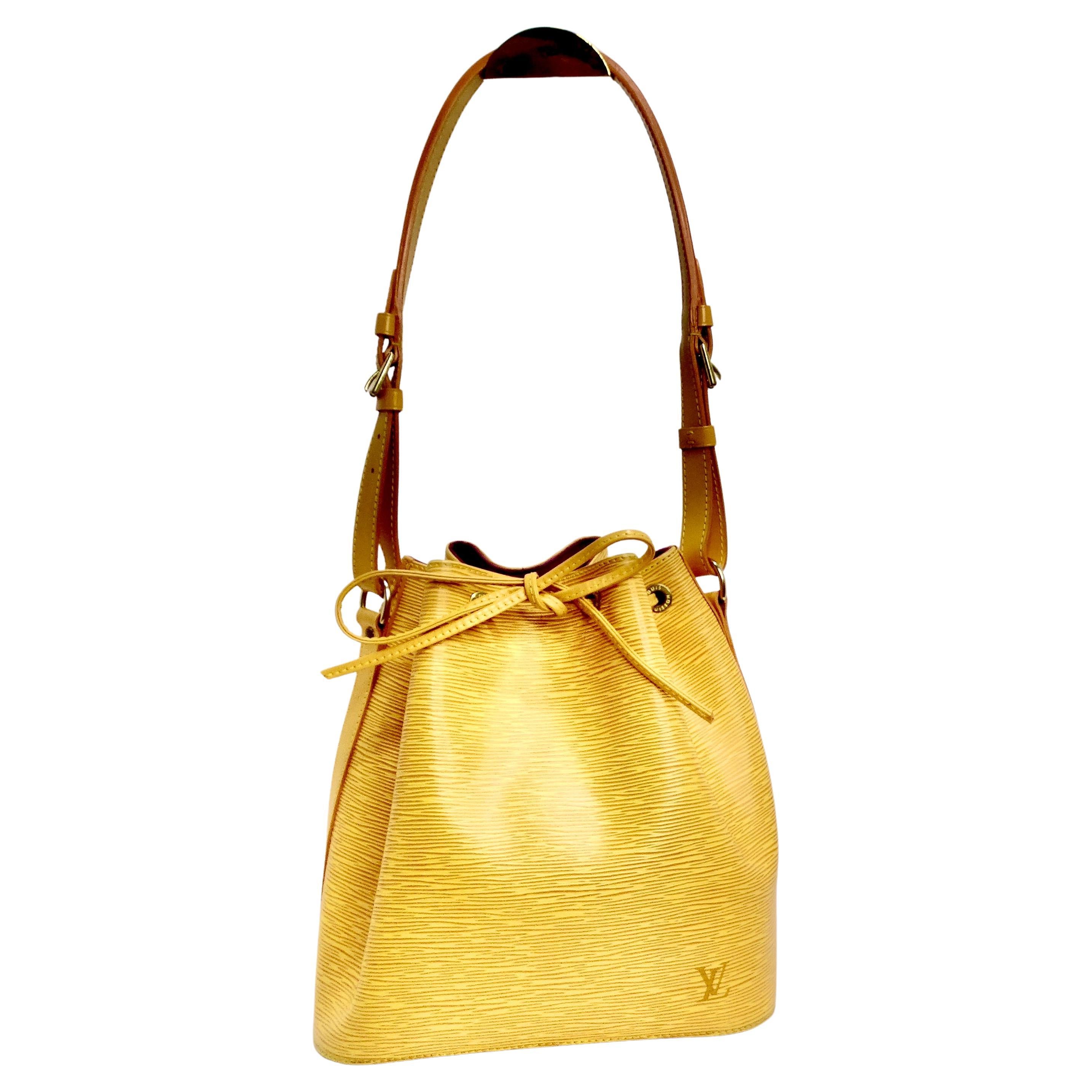 Louis Vuitton Epi Petite Noe Shoulder Bag For Sale at 1stDibs