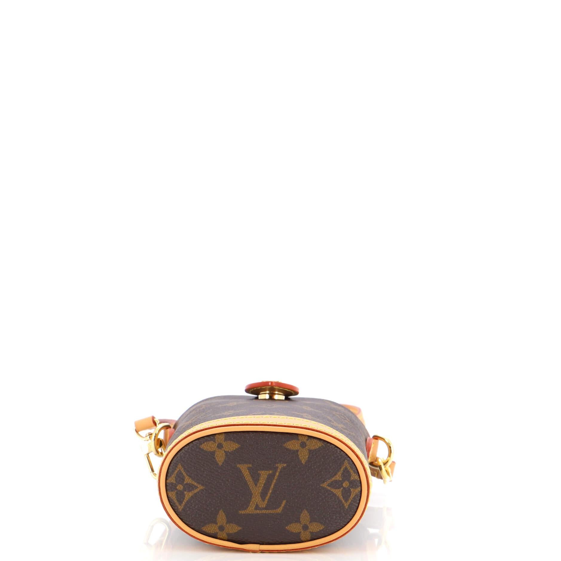 Louis Vuitton Fold Me Pouch Monogram Canvas For Sale at 1stDibs