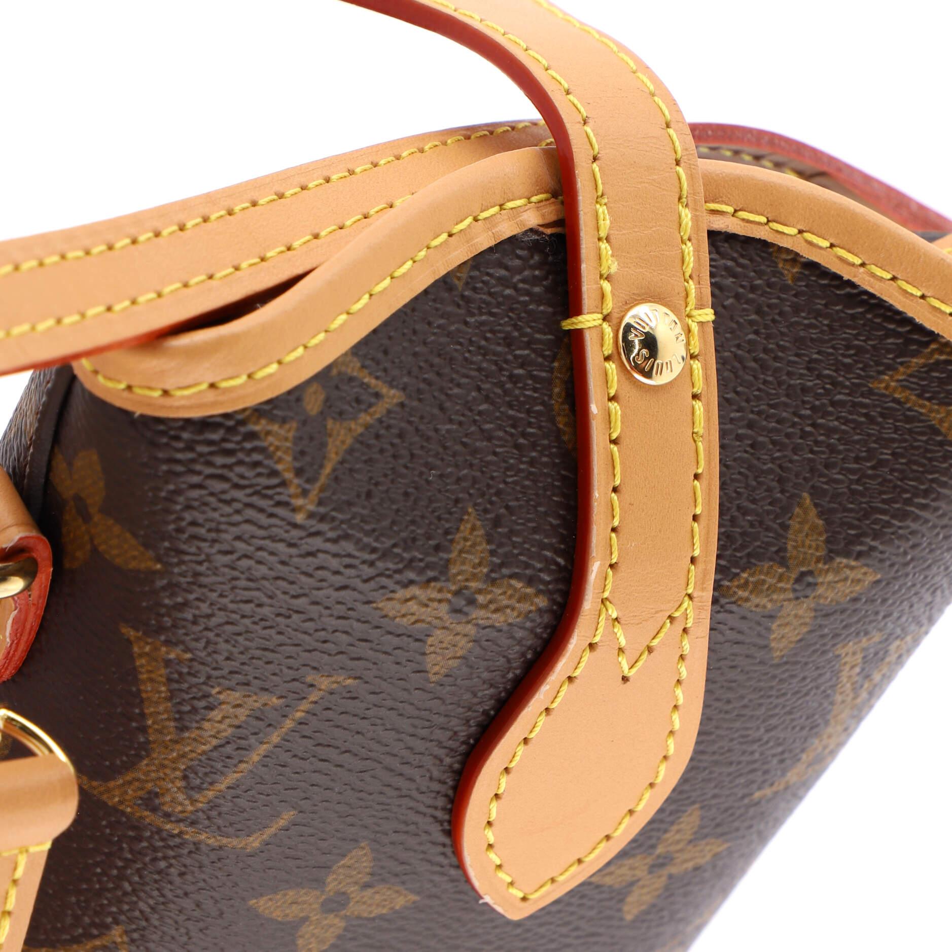 Louis Vuitton Fold Me Pouch Monogram Canvas For Sale at 1stDibs