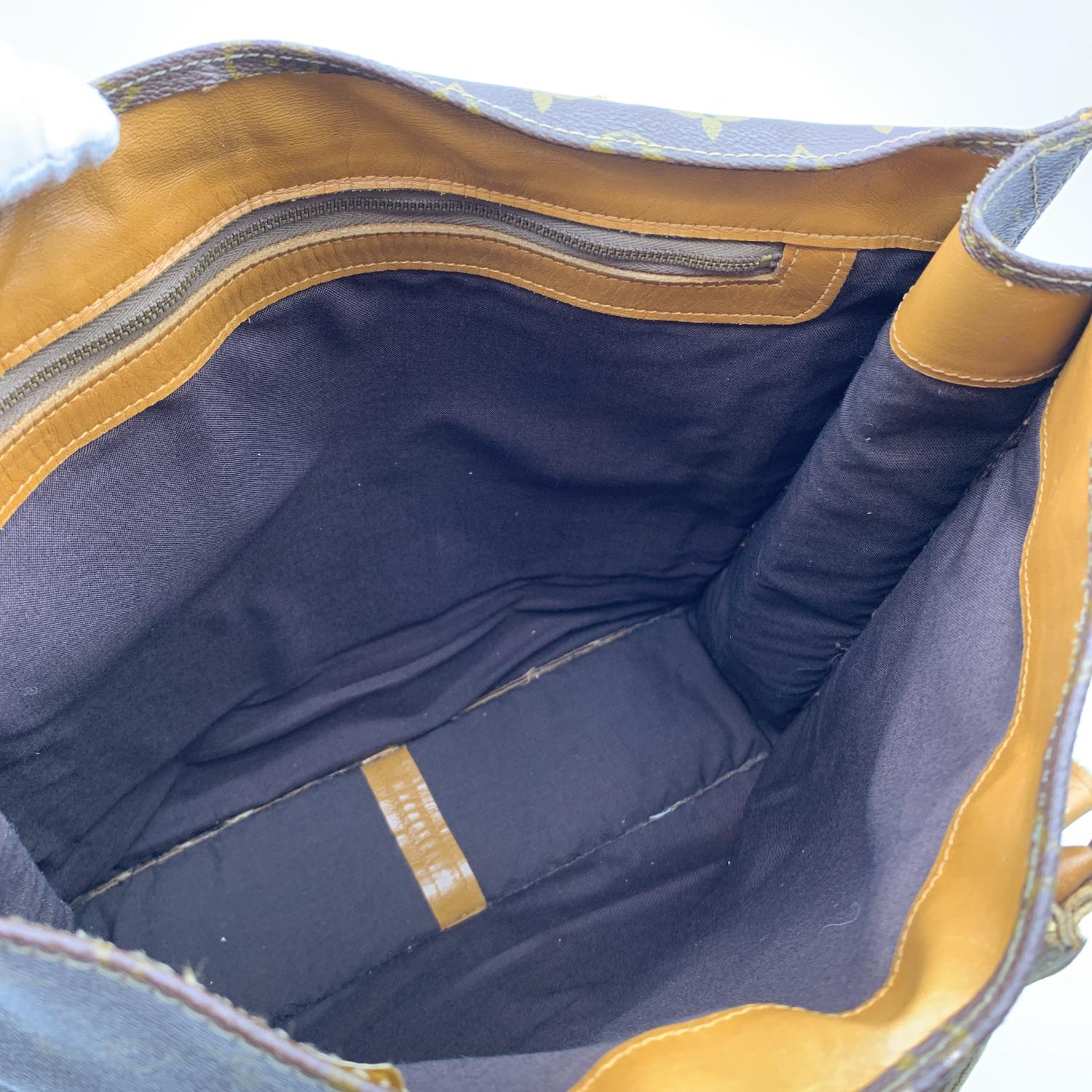 Louis Vuitton French Company Vintage Monogram Sac Plat Tote Bag For ...