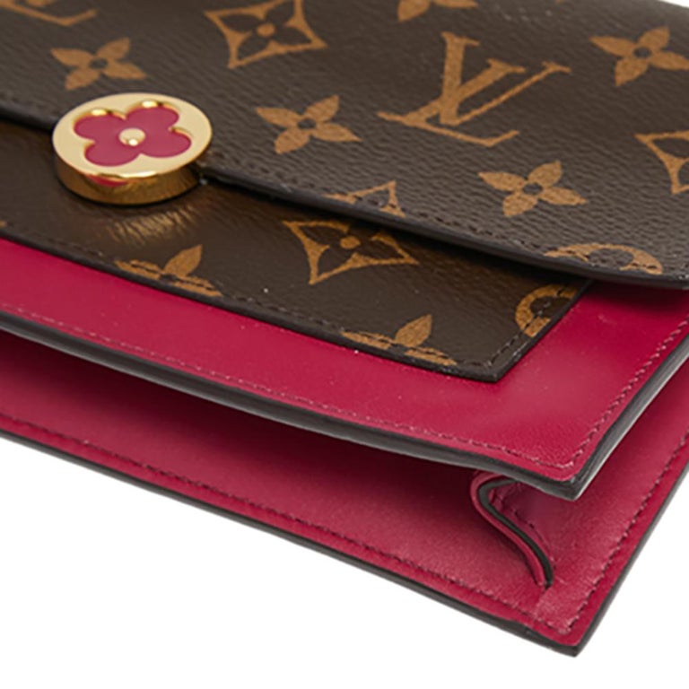 Louis Vuitton Fuchsia Monogram Canvas Flore Wallet on Chain at 1stDibs