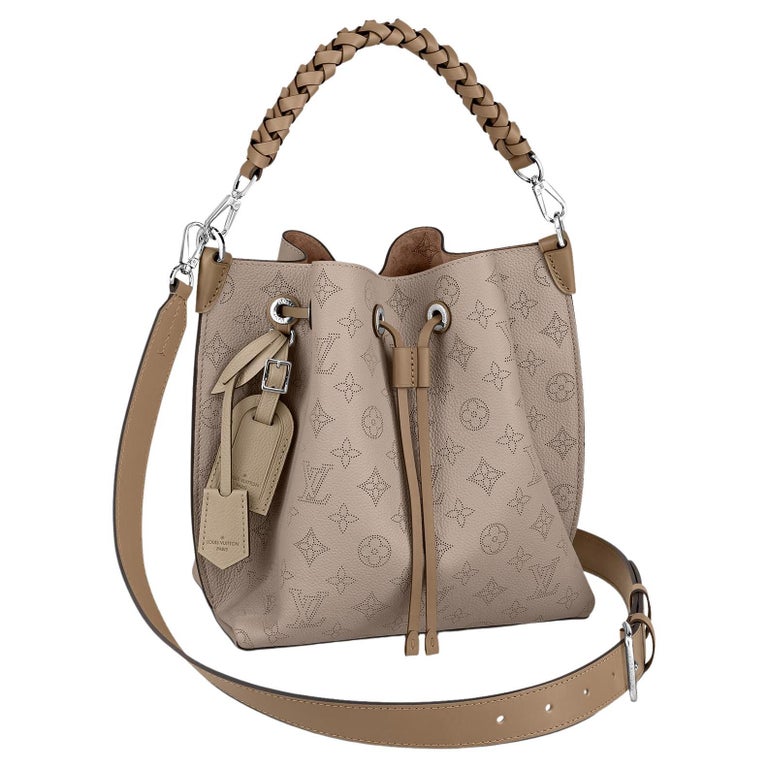 Louis Vuitton Galet Grey Mahina Perforated Calf Leather Muria For Sale ...