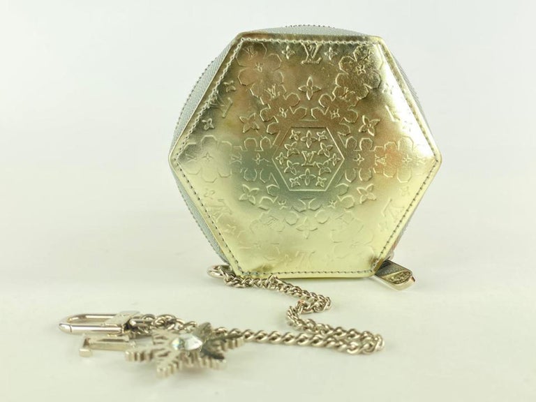 Louis Vuitton Gold Vernis Snowflake Porte Monnaie Flocon Coin Purse ...