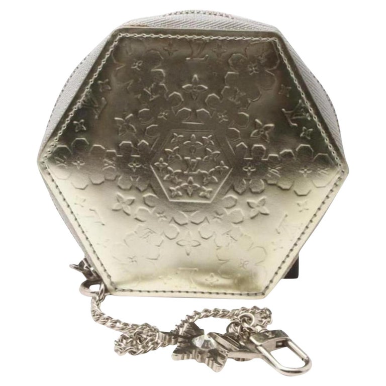 Louis Vuitton Gold Vernis Snowflake Porte Monnaie Flocon Coin Purse ...