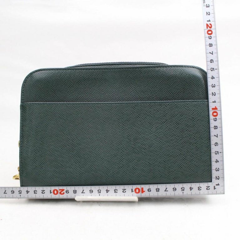 Louis Vuitton Green Orsay Epicea Taiga Leather Wristlet 868595 Cosmetic ...