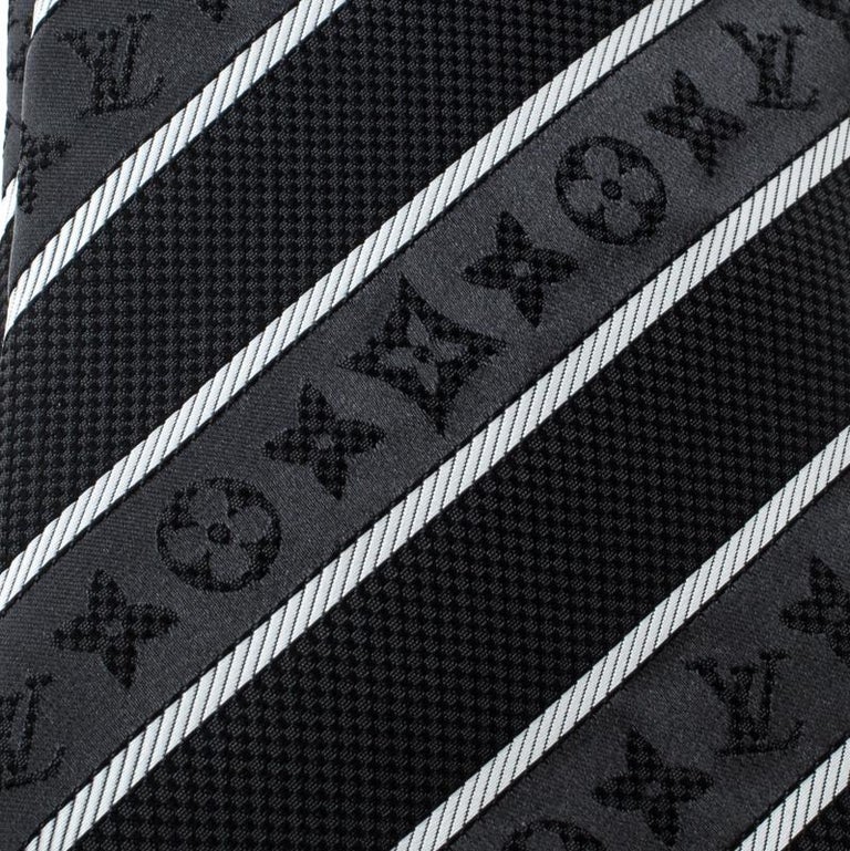 Louis Vuitton Grey and Black Striped Damier Monogram Silk Jacquard Tie ...