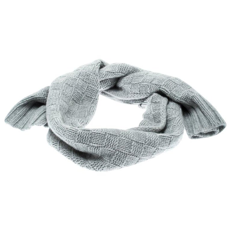 Louis Vuitton Grey Damier Cashmere Muffler For Sale at 1stDibs
