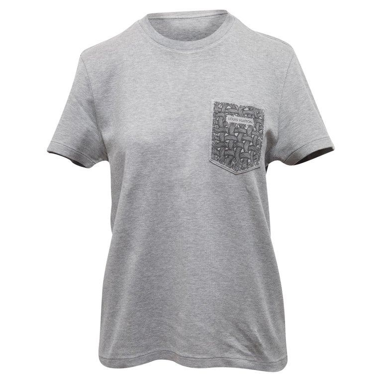 Louis Vuitton Grey Short Sleeve Pocket T-Shirt For Sale at 1stDibs