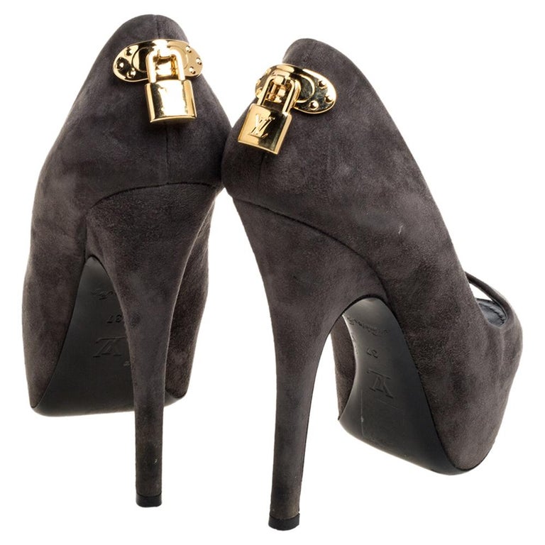 Louis Vuitton Grey Suede Oh Really! Peep Toe Platform Pumps Size 37 at ...