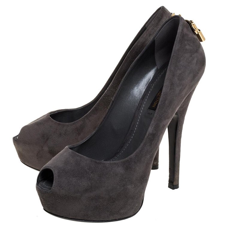 Louis Vuitton Grey Suede Oh Really! Peep Toe Platform Pumps Size 37 at ...