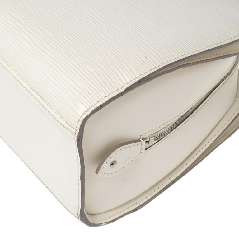 Louis Vuitton Ivory Epi Leather Pont Neuf PM Bag at 1stDibs