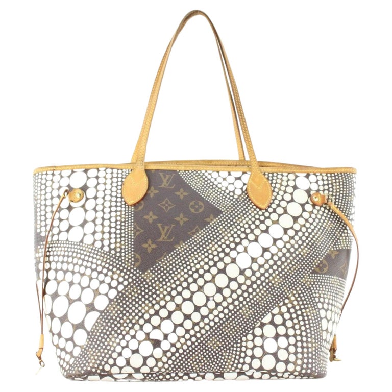 Louis Vuitton Kusama White Neverfull MM Tote 6LVJ1103 For Sale at 1stDibs