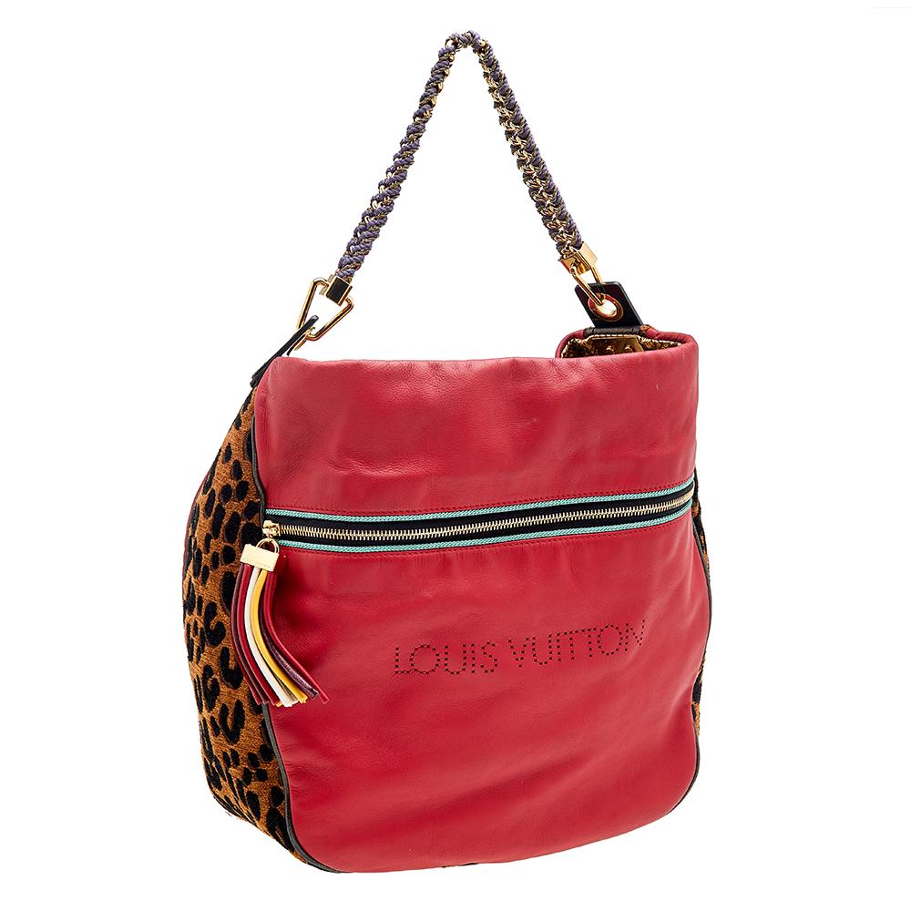 Louis Vuitton Leather And Jacquard Limited Edition Safari Flight Bag at ...