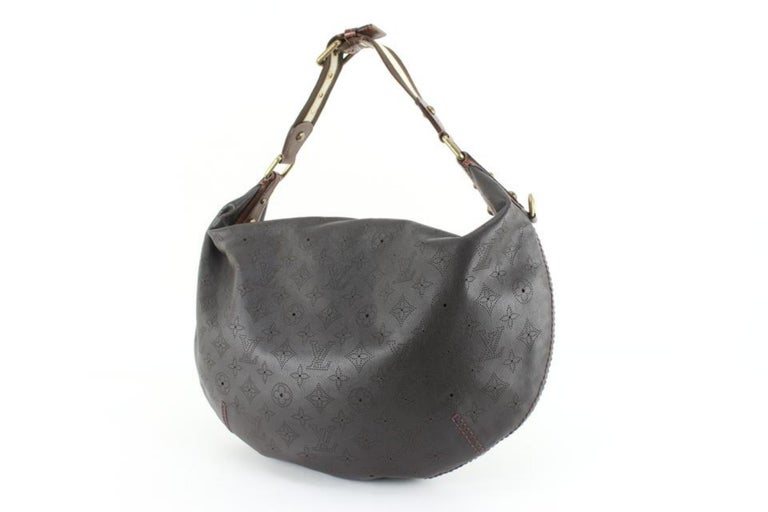 Louis Vuitton Limited Edition Moka Leather Onatah GM 86lv817s at 1stDibs