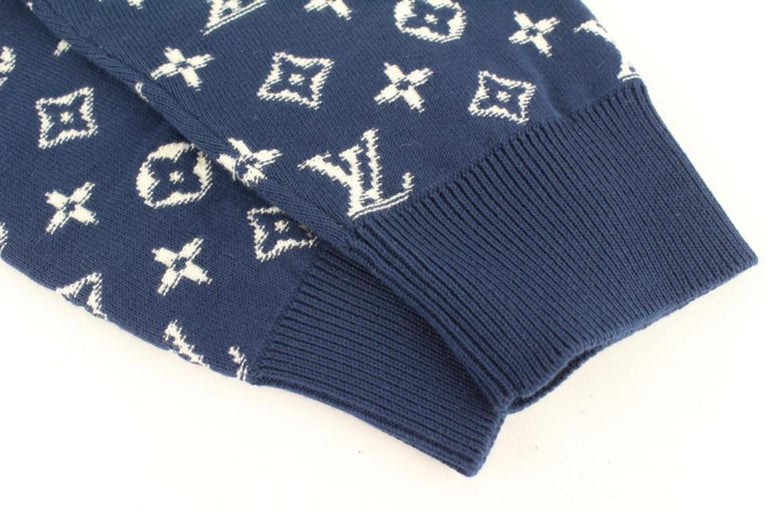 Louis Vuitton Men's Large Ocean Blue LVSE Monogram Degrade Crewneck ...