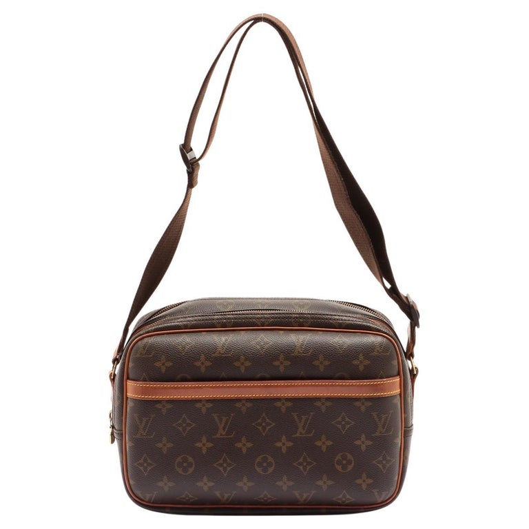 Louis Vuitton Monogram Canvas Leather Reporter PM Bag For Sale at 1stDibs