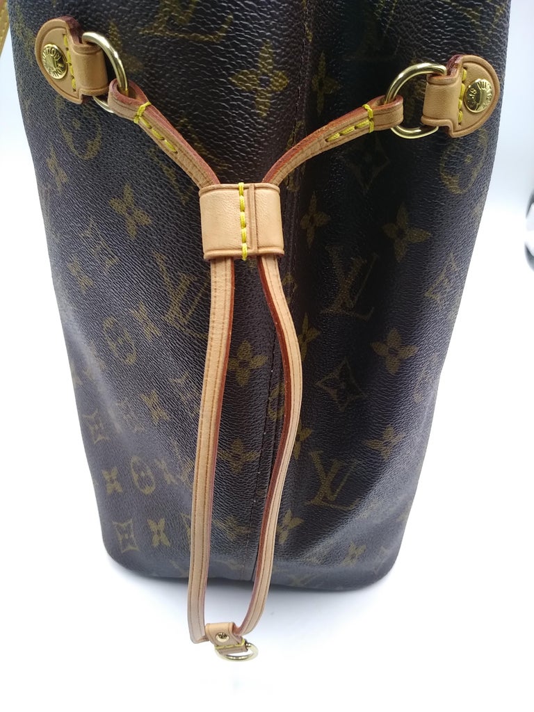 Louis Vuitton Monogram Canvas Neverfull PM Bag at 1stDibs