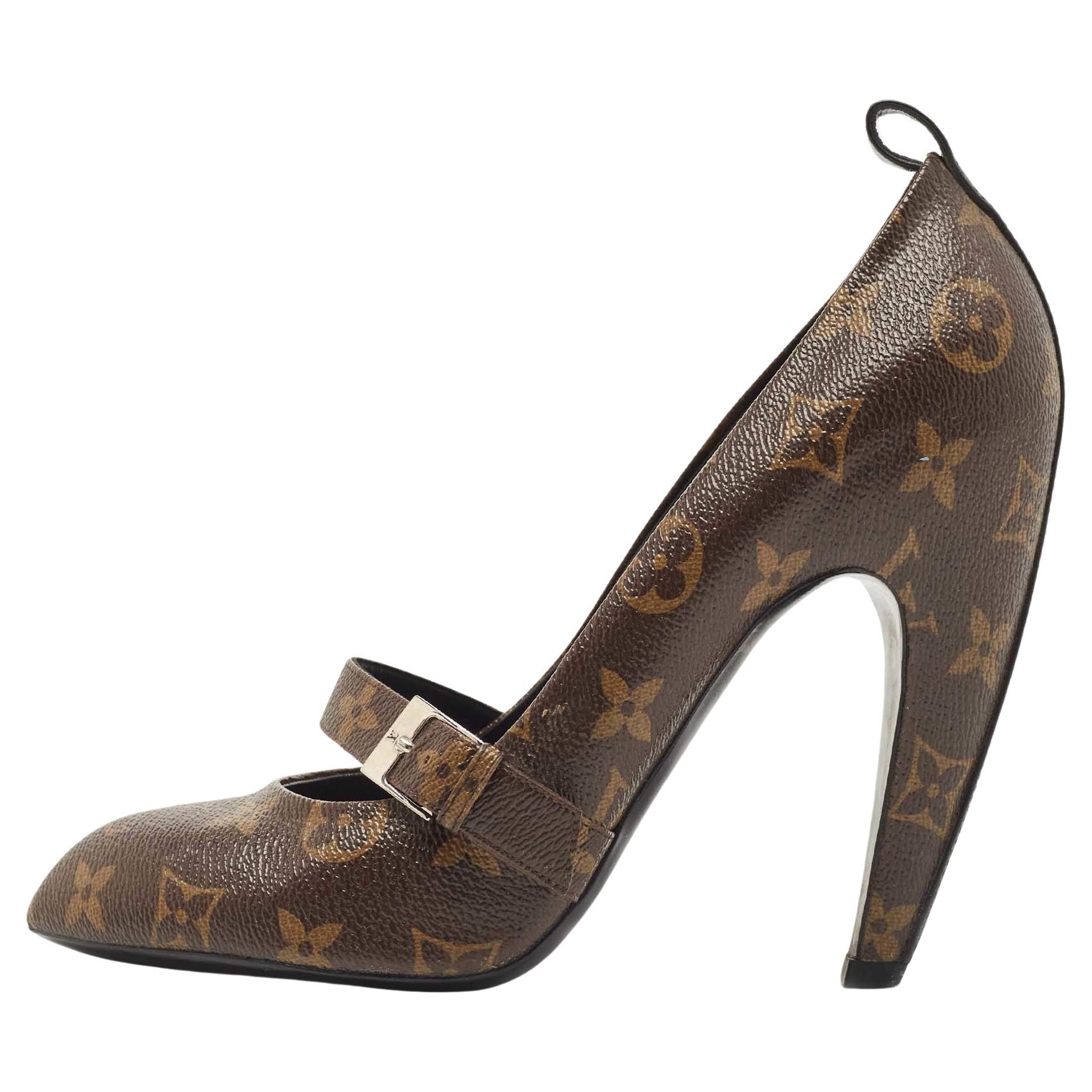 Louis Vuitton Monogram Canvas Star Power Buckle Detail Pumps For Sale ...