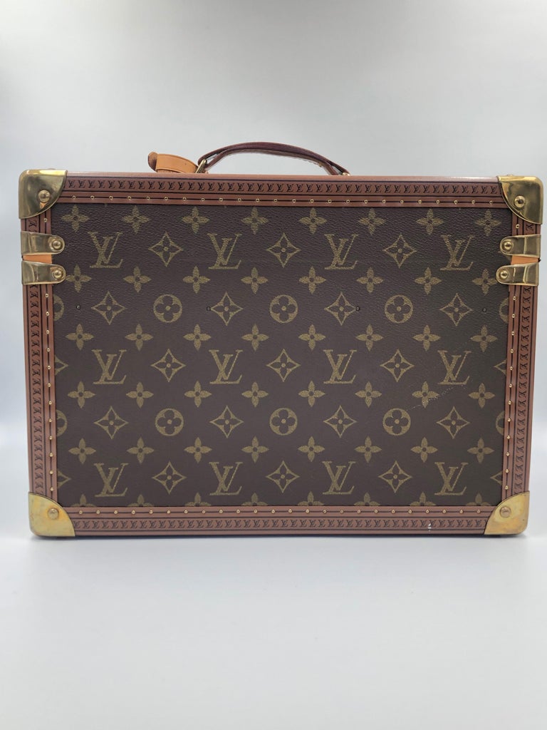 Louis Vuitton Monogram Canvas Train Case at 1stDibs | monogrammed train ...