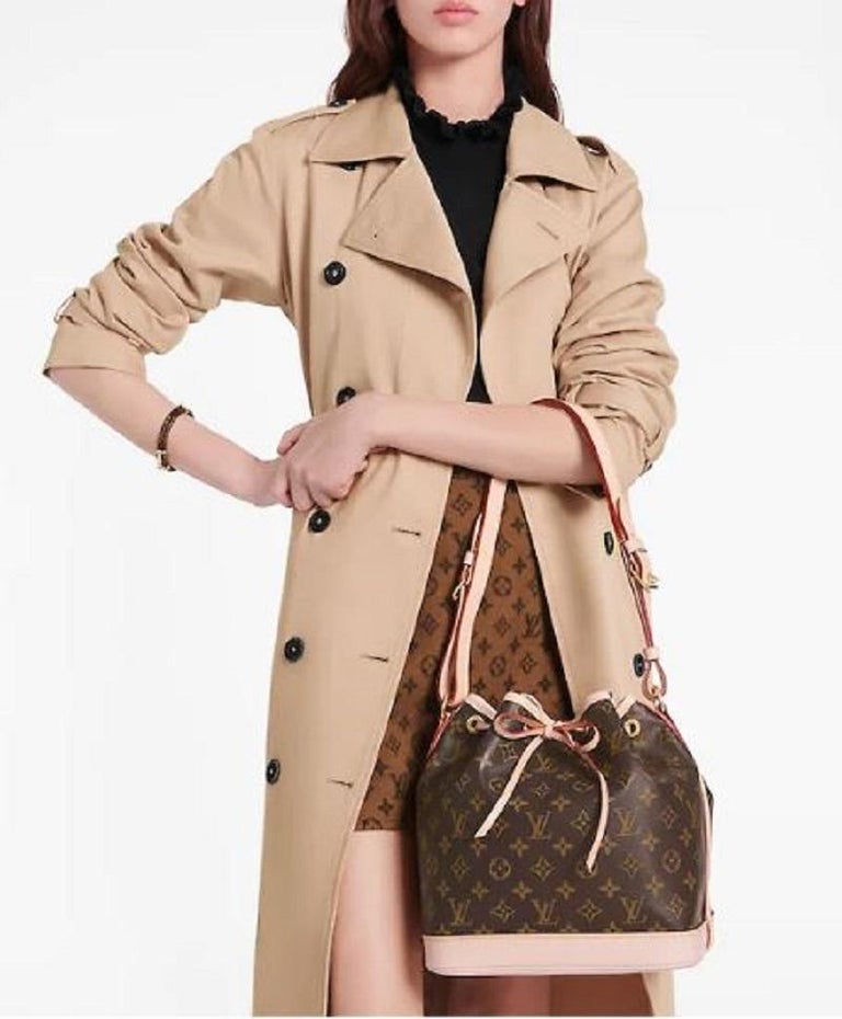 Louis Vuitton Monogram Coated Canvas Petit Noé For Sale at 1stDibs