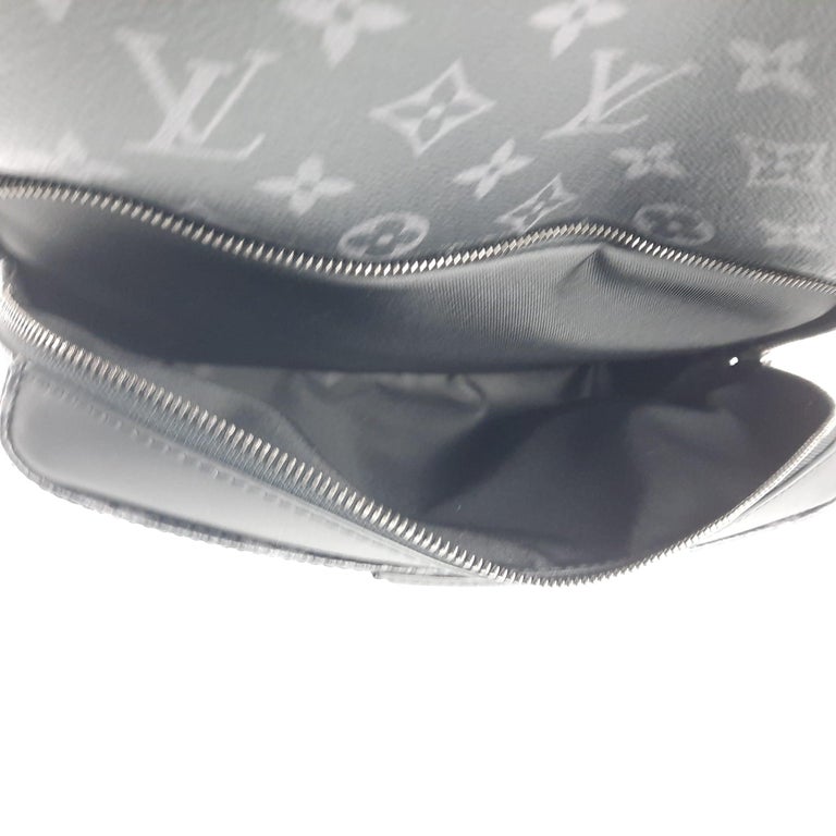 Louis Vuitton Monogram Eclipse coated canvas Discovery Backpack For ...