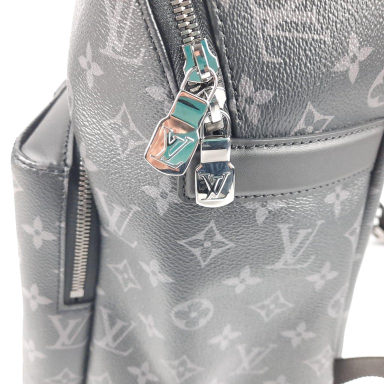 Louis Vuitton Monogram Eclipse coated canvas Discovery Backpack For ...