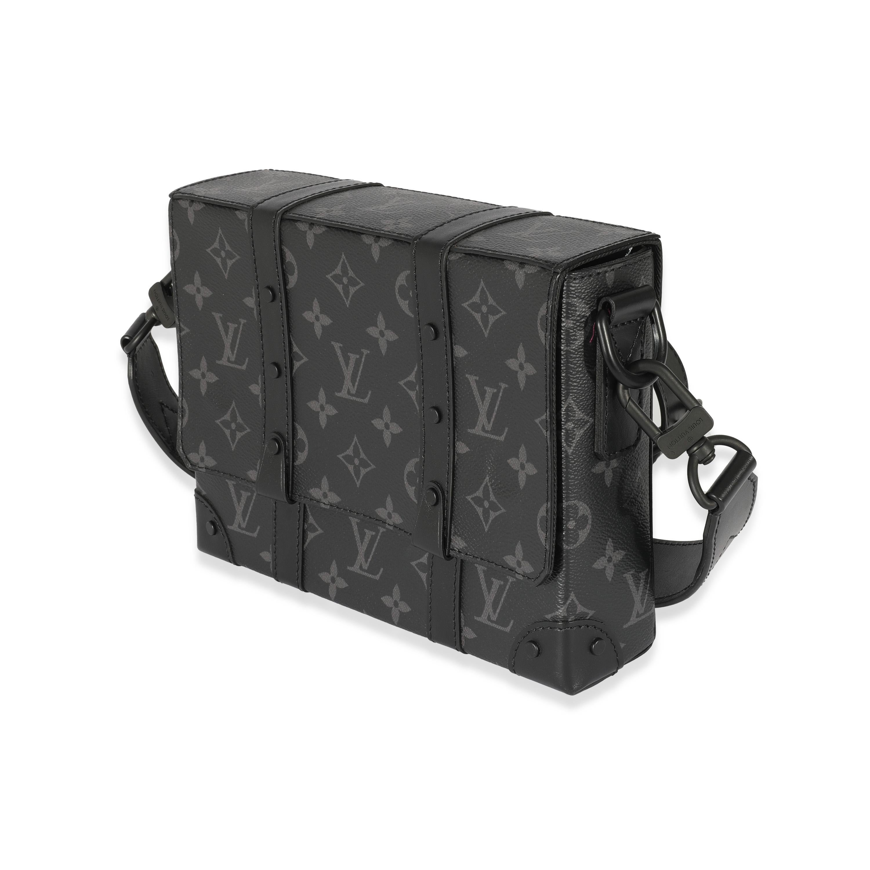 Louis Vuitton Monogram Eclipse Trunk Messenger For Sale at 1stDibs | lv ...