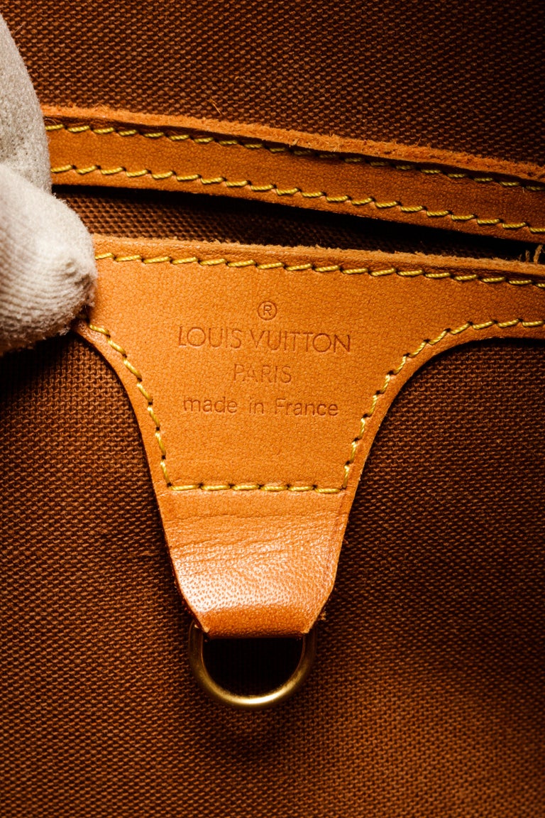 Louis Vuitton Monogram Ellipse MM Handbag For Sale at 1stDibs