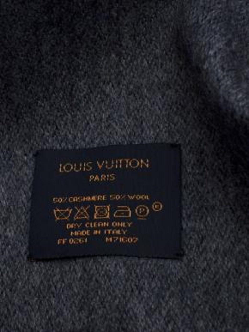 Louis Vuitton Monogram Gradient Black Shawl For Sale at 1stDibs