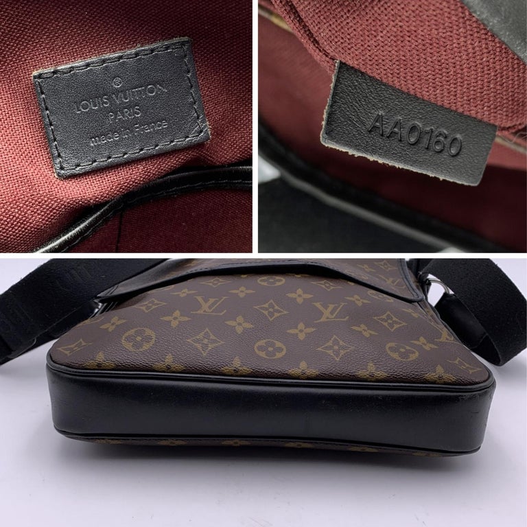 Louis Vuitton Monogram Macassar Bass MM Messenger Bag For Sale at 1stDibs