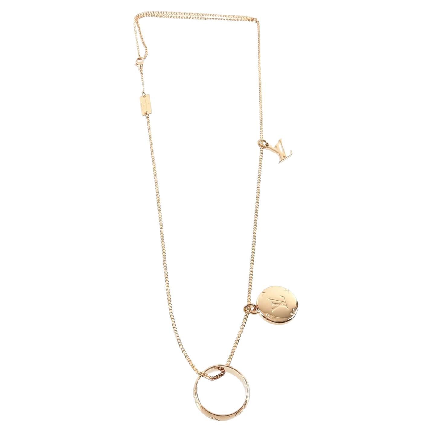 Louis Vuitton Monogram Necklace Gold metallic finishes 30cm For Sale at ...