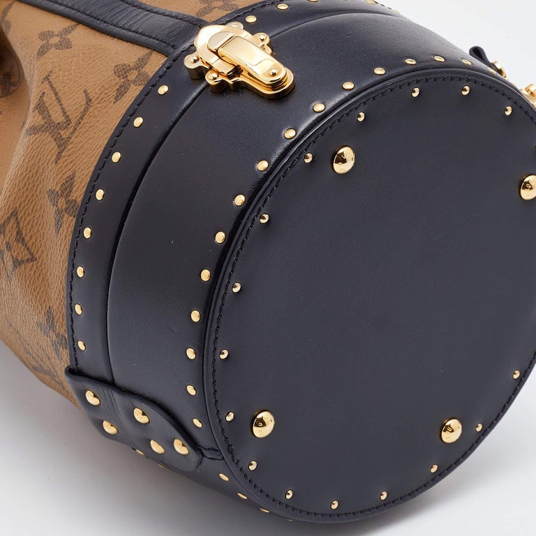 Louis Vuitton Monogram Petit Noé Trunk Bucket Bag For Sale at 1stDibs
