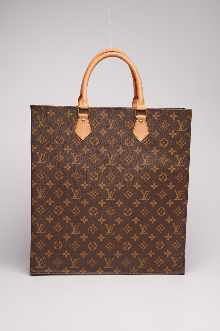 Louis Vuitton Monogram Sac Plat Tote Bag (2007) at 1stDibs