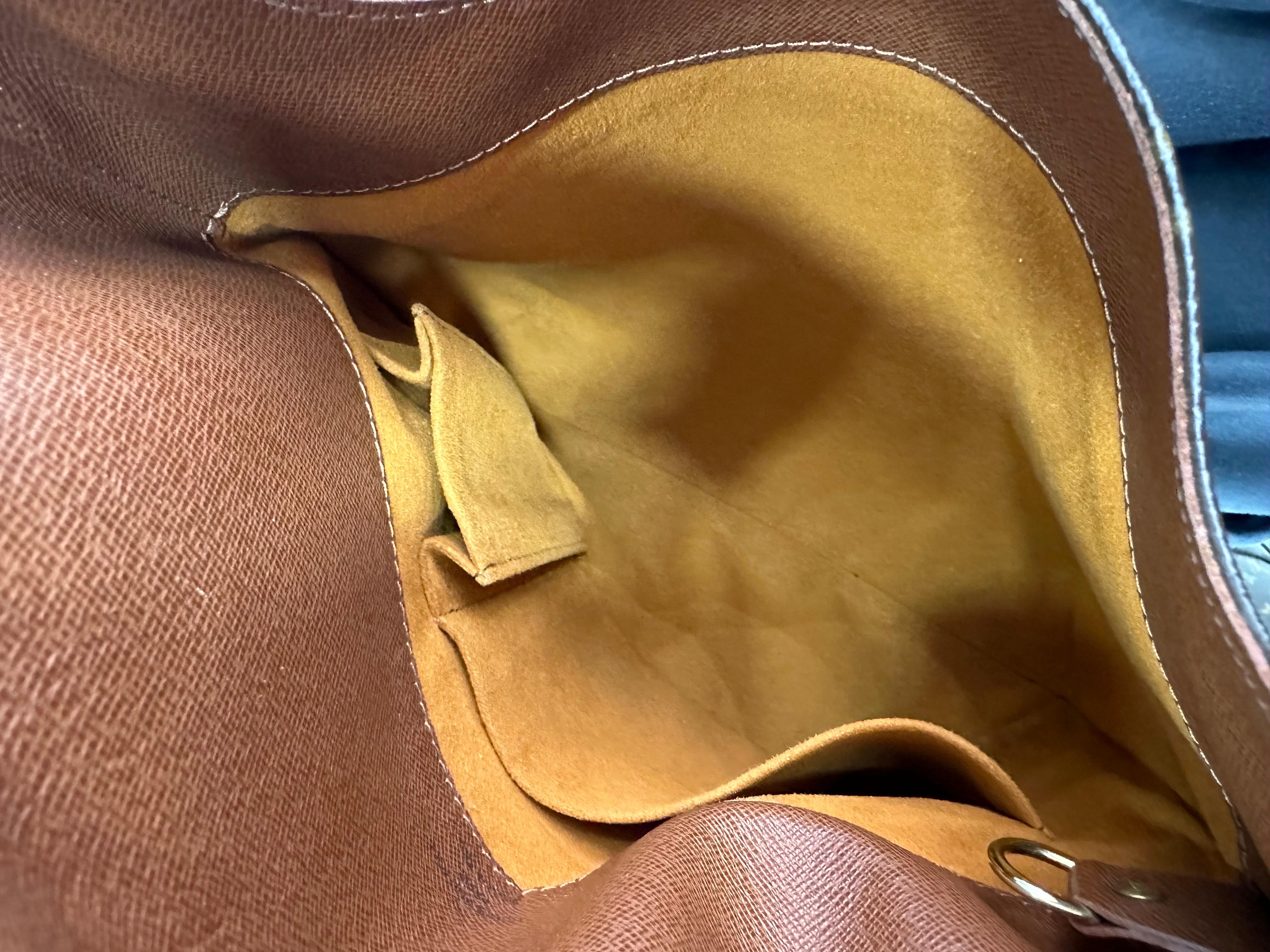 Louis Vuitton Musette Salsa GM Monogram Shoulder Bag For Sale at 1stDibs