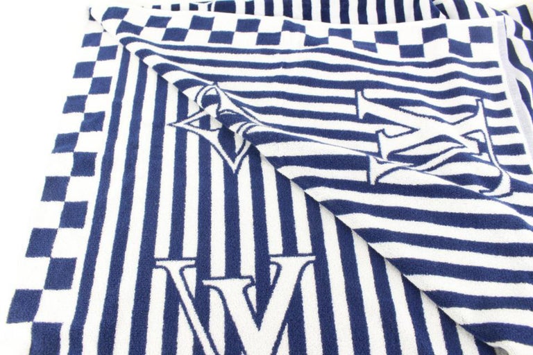 Louis Vuitton Navy Stripe LV Graphical Beach Towel 82LZ525S For Sale at ...