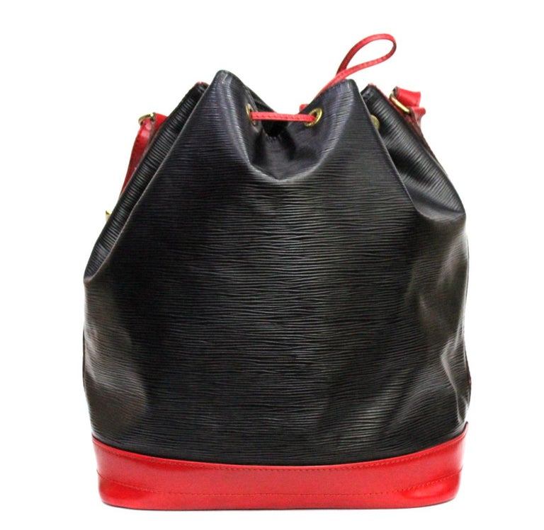 Louis Vuitton Noe Bicolor Drawstring Shoulder Bag For Sale at 1stDibs
