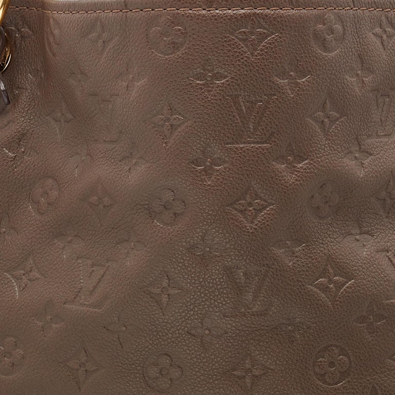 Louis Vuitton Ombre Monogram Empreinte Leather Artsy MM Bag For Sale at ...