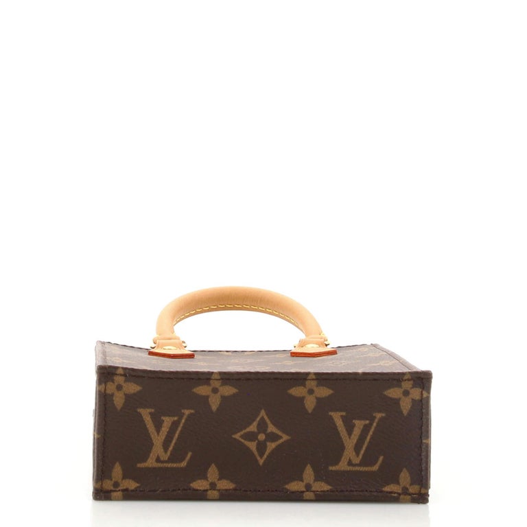 Louis Vuitton Petit Sac Plat Bag Monogram Canvas For Sale at 1stDibs
