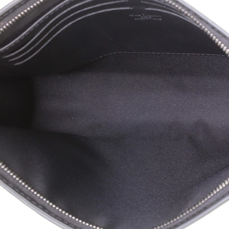 Louis Vuitton Pochette Voyage Monogram Eclipse Canvas MM For Sale at ...