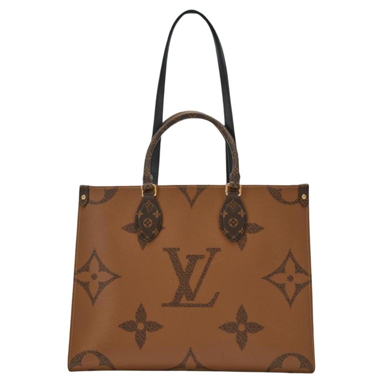 Louis Vuitton Reversible Monogram Onthego MM Tote Bag 9lk516s at 1stDibs