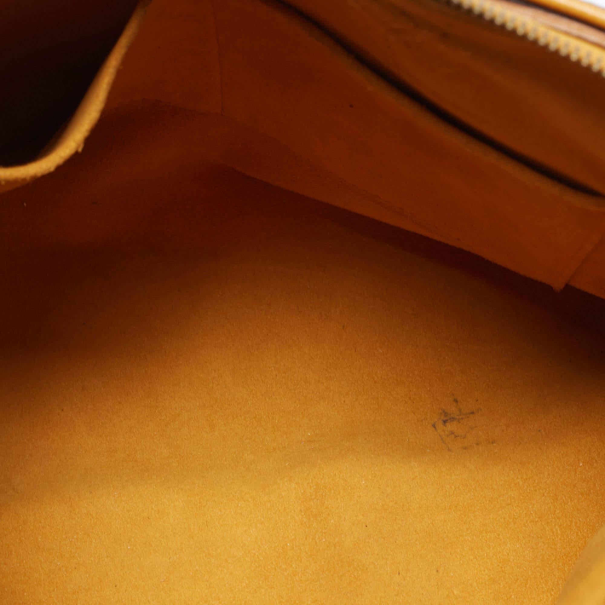 Louis Vuitton Saffran Monogram Canvas Pallas MM Bag For Sale at 1stDibs